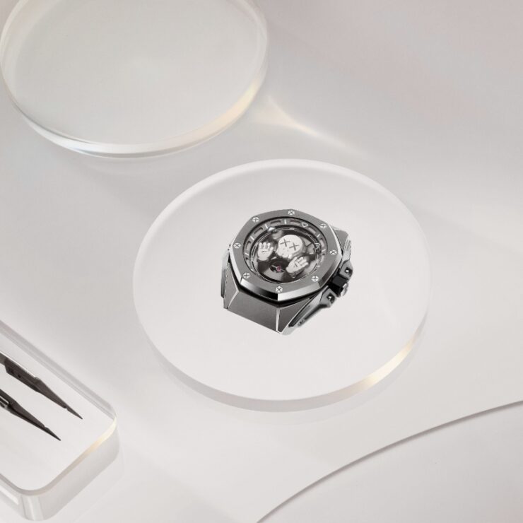 潮流与艺术的巅峰对话｜Audemars Piguet x KAWS “COMPANION” - KINGSSLEEVE