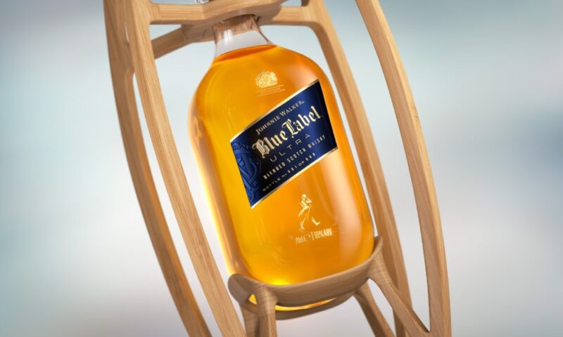 轻盈之巅，奢华未来 | Johnnie Walker 蓝牌「ULTRA」典藏威士忌 - KINGSSLEEVE